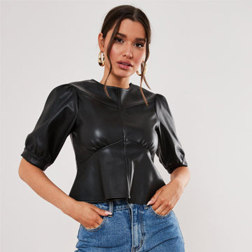 A Lavish Leather Top – The Stylish Way! | HOTLEATHERWORLD